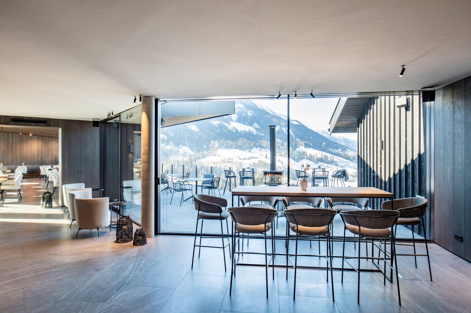 Peterka Fenster Türen und Montagen - Peterka Premium Line